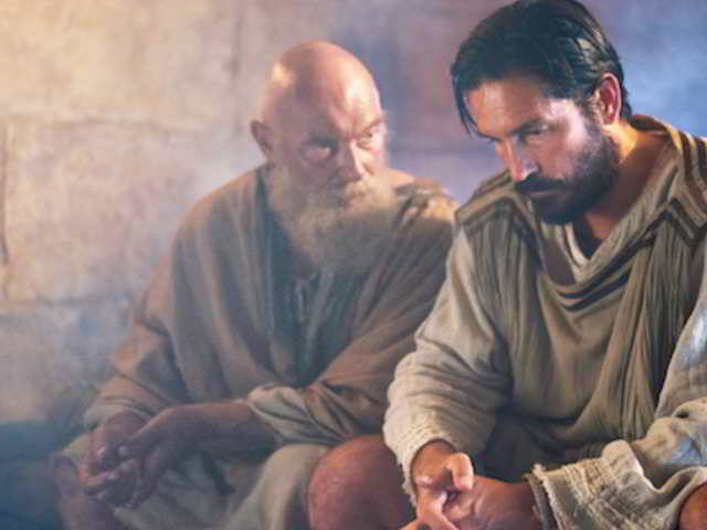 Jim Caviezel es Lucas en "Pablo el apóstol de Cristo"